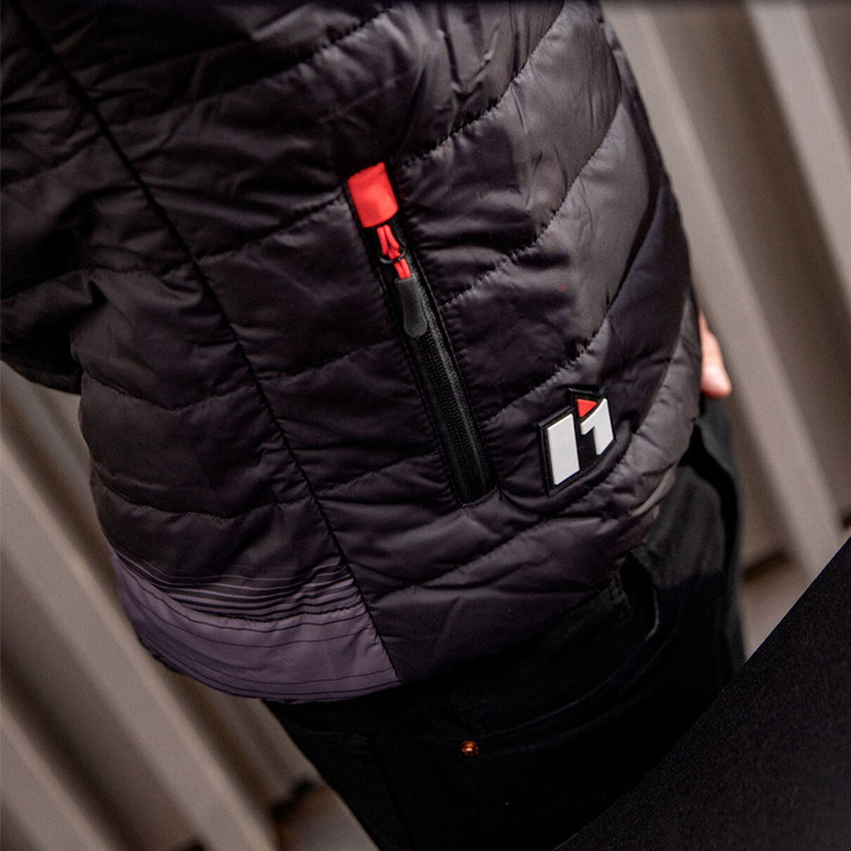 Puffy Jacket Paddock Line – Hebo