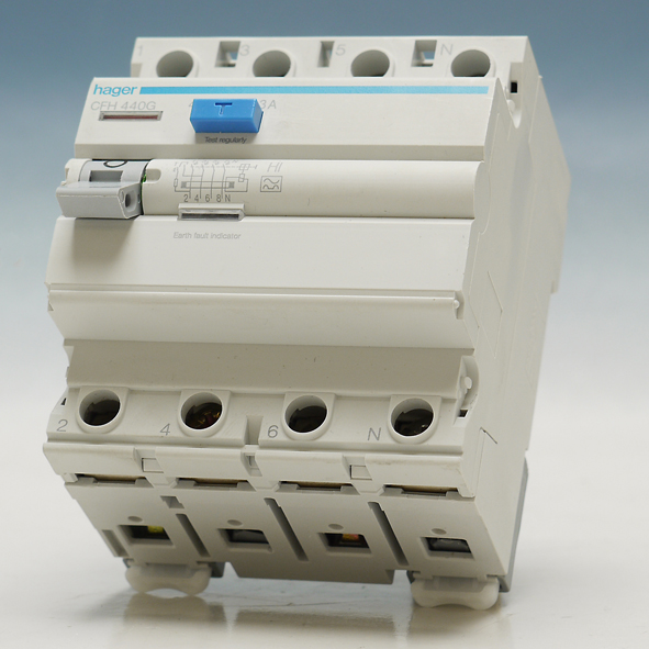 Hager Aardlekschakelaar 4-P 40A 300mA klasse HI CFH440G kopen? | InstallatieBalie.nl