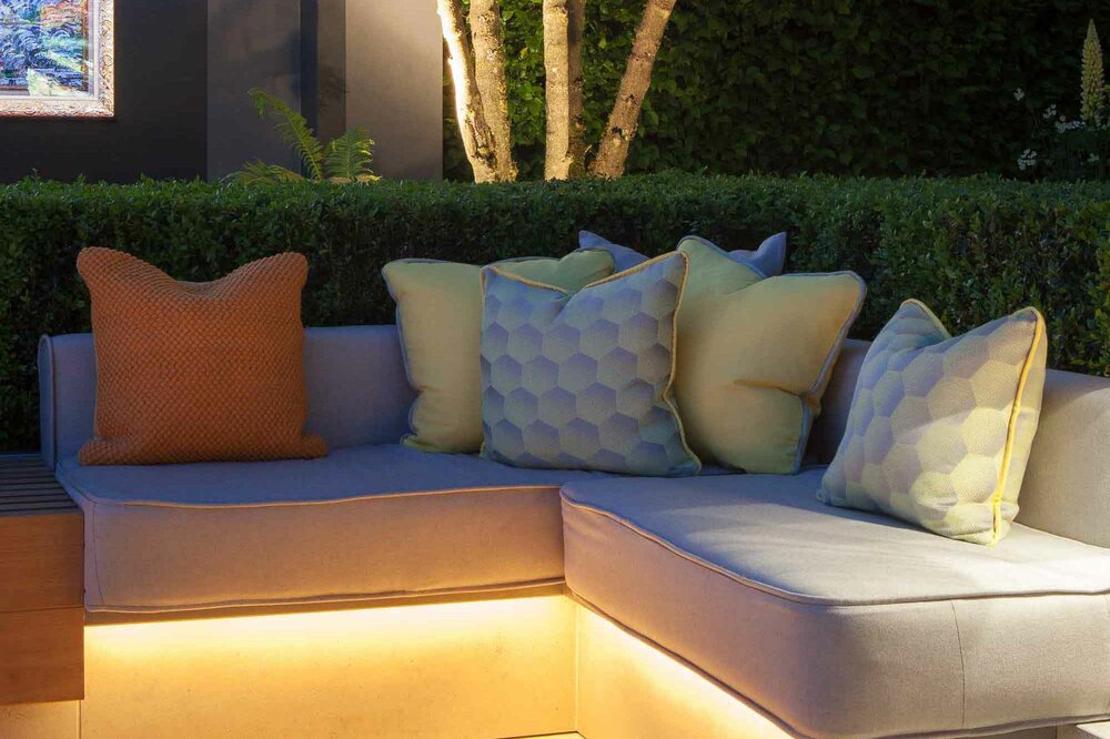 Linear LED Lighting - John Cullen Lighting