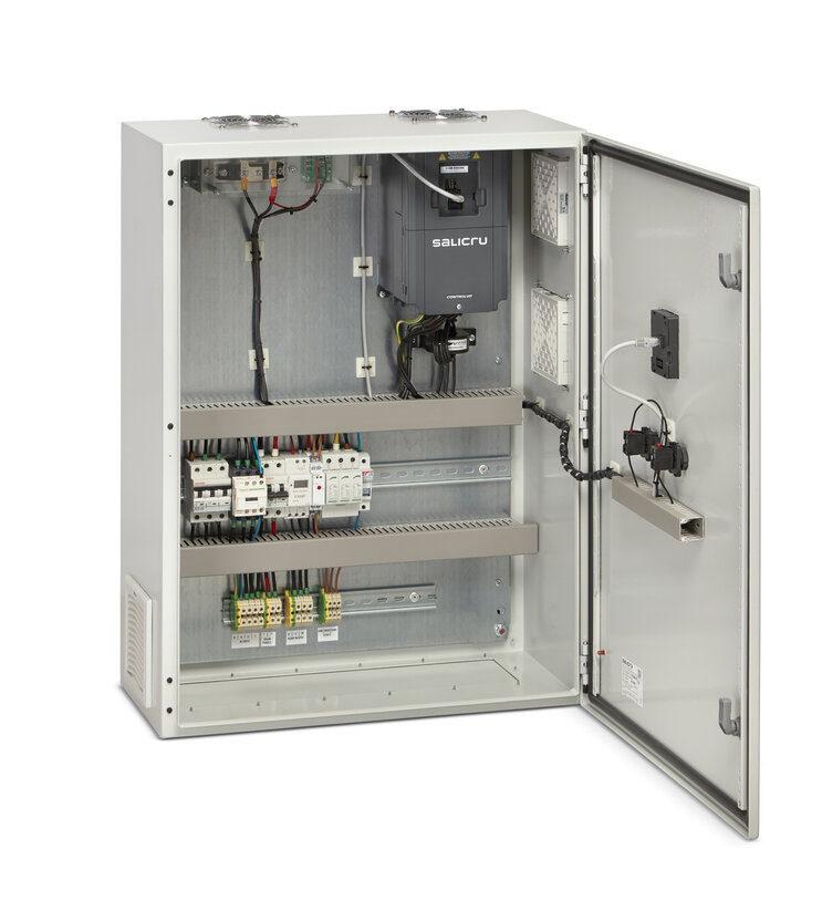 ACV30-055-4F PV IAD - Solarpumpenschrank + ACV30-055-4F PV IAD - Salicru