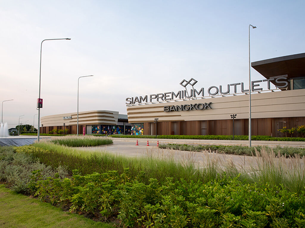 Siam Premium Outlets, Thailand - LIGMAN - EN