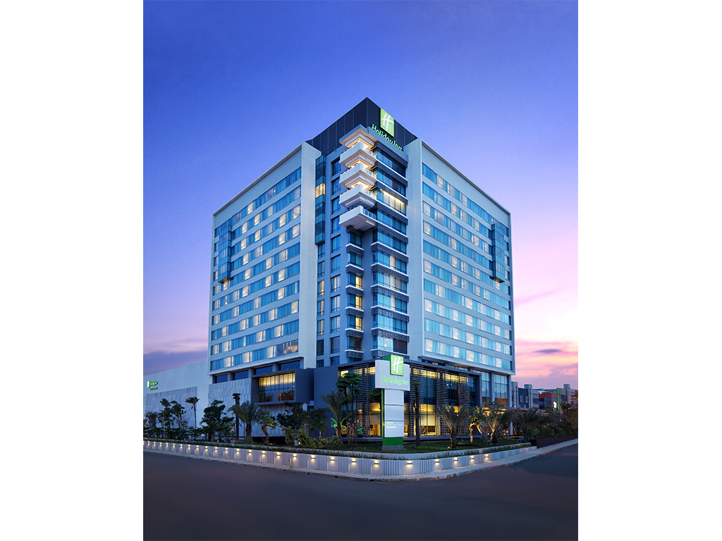 Holiday Inn Hotel Kemayoran, Indonesia - LIGMAN - EN