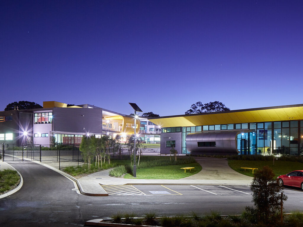 HazelGlen College, Australia - LIGMAN - EN