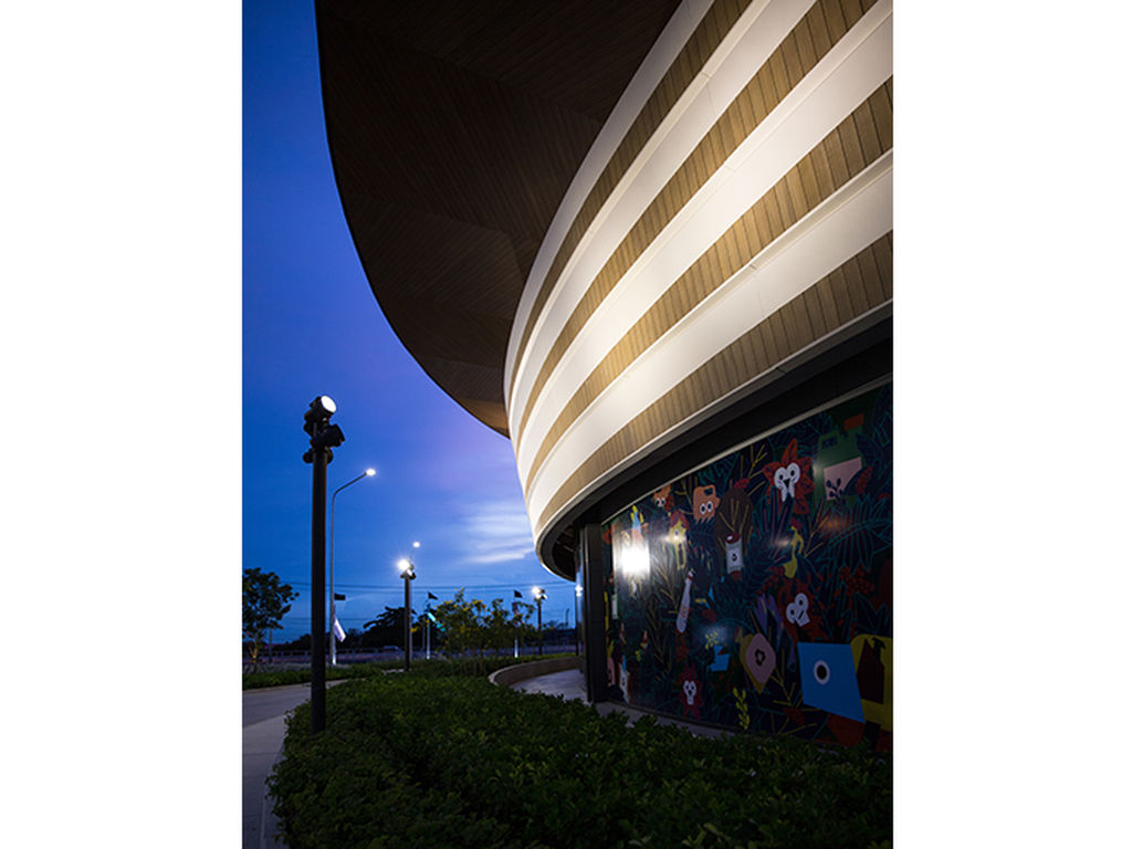 Siam Premium Outlets, Thailand - LIGMAN - TH