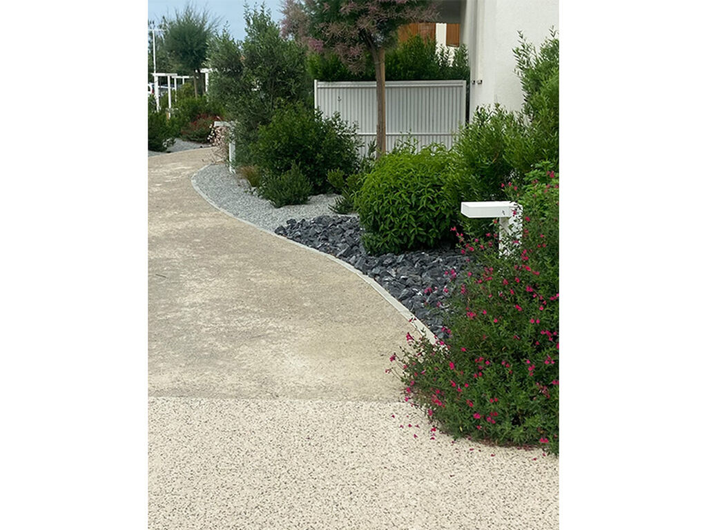 Le Parc des Cyclades, France - LIGMAN - EN