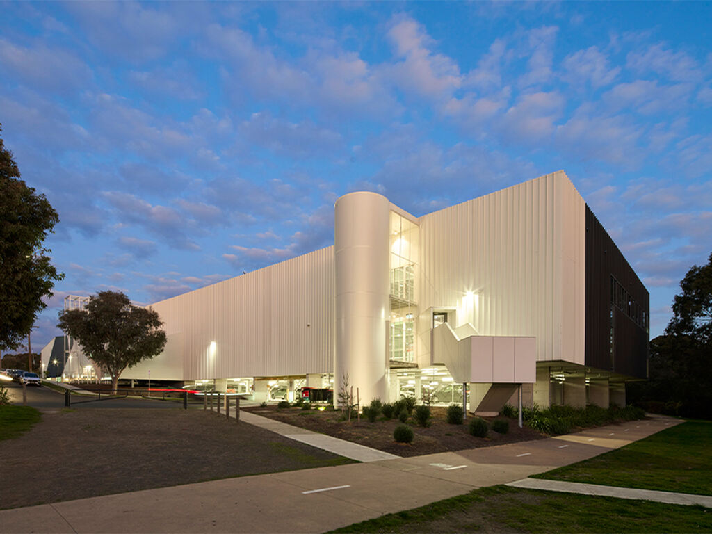 Montmorency Secondary College Basketball Complex, Australia - LIGMAN - EN