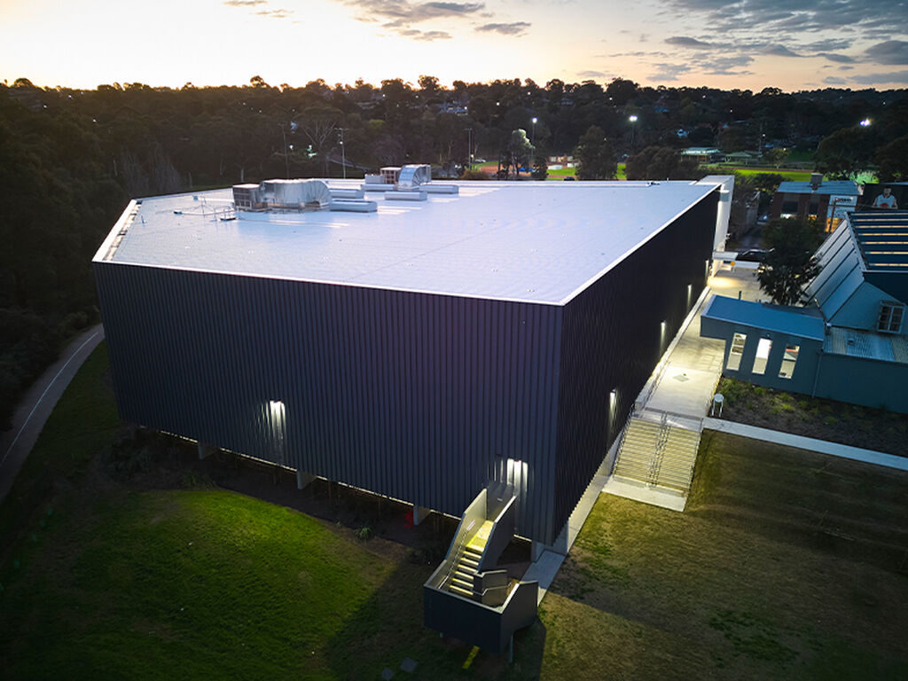 Montmorency Secondary College Basketball Complex, Australia - LIGMAN - EN