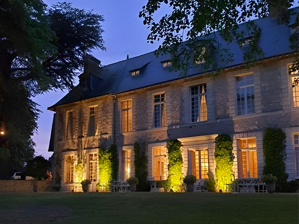 Chateau de Noirieux Briollay, France - LIGMAN - EN