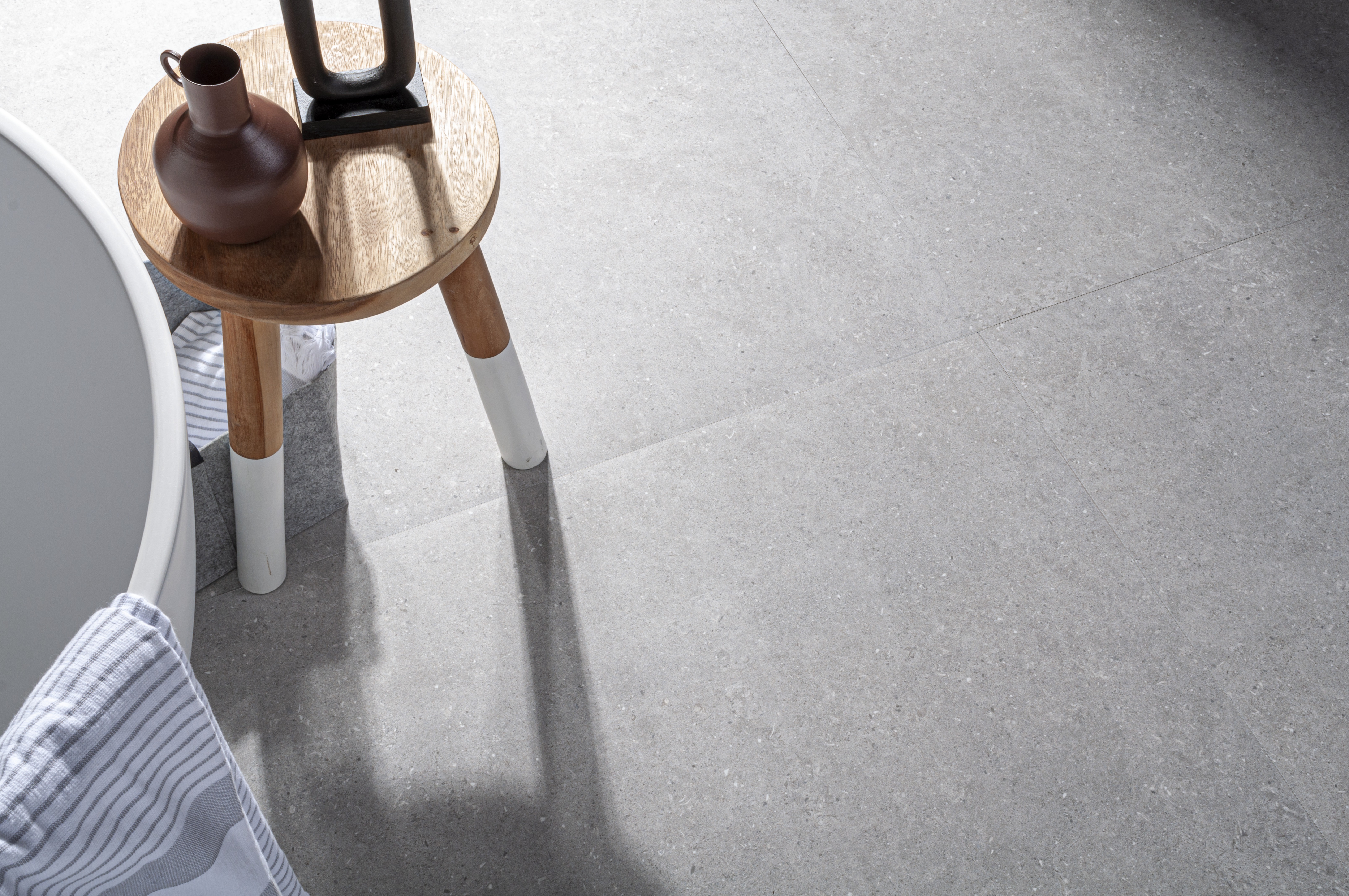 Acron and the elegance of cement | Cifre Cerámica