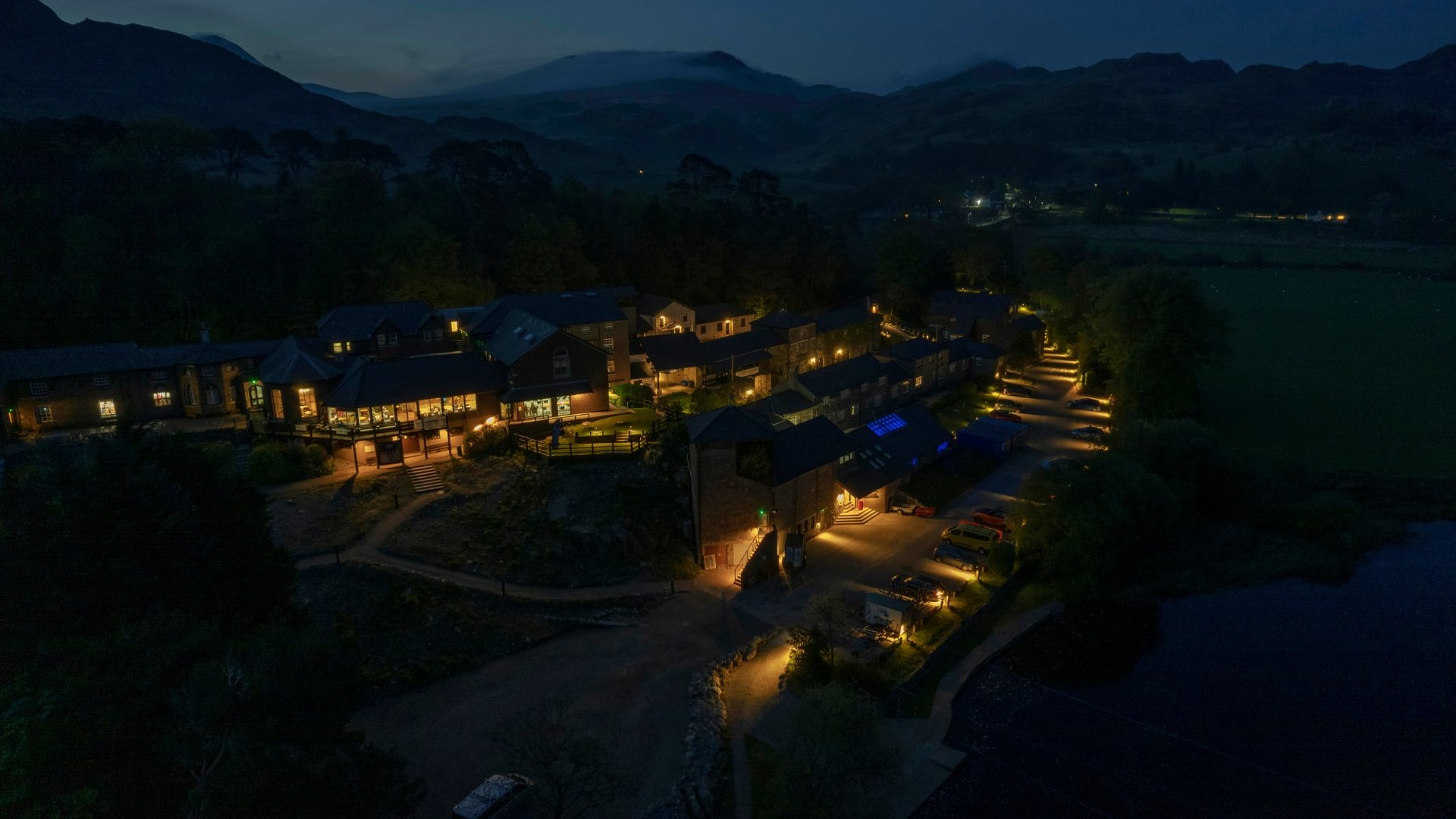 Plas Y Brenin National Outdoor Centre - UK-000005 - US - HEPER